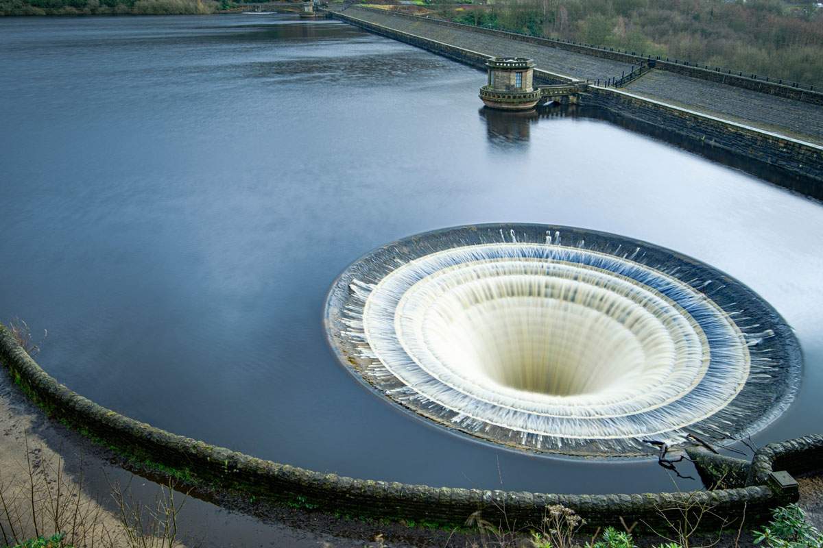 Parque Nacional Peak District en Inglaterra: Ver cuevas, pueblos y rutas