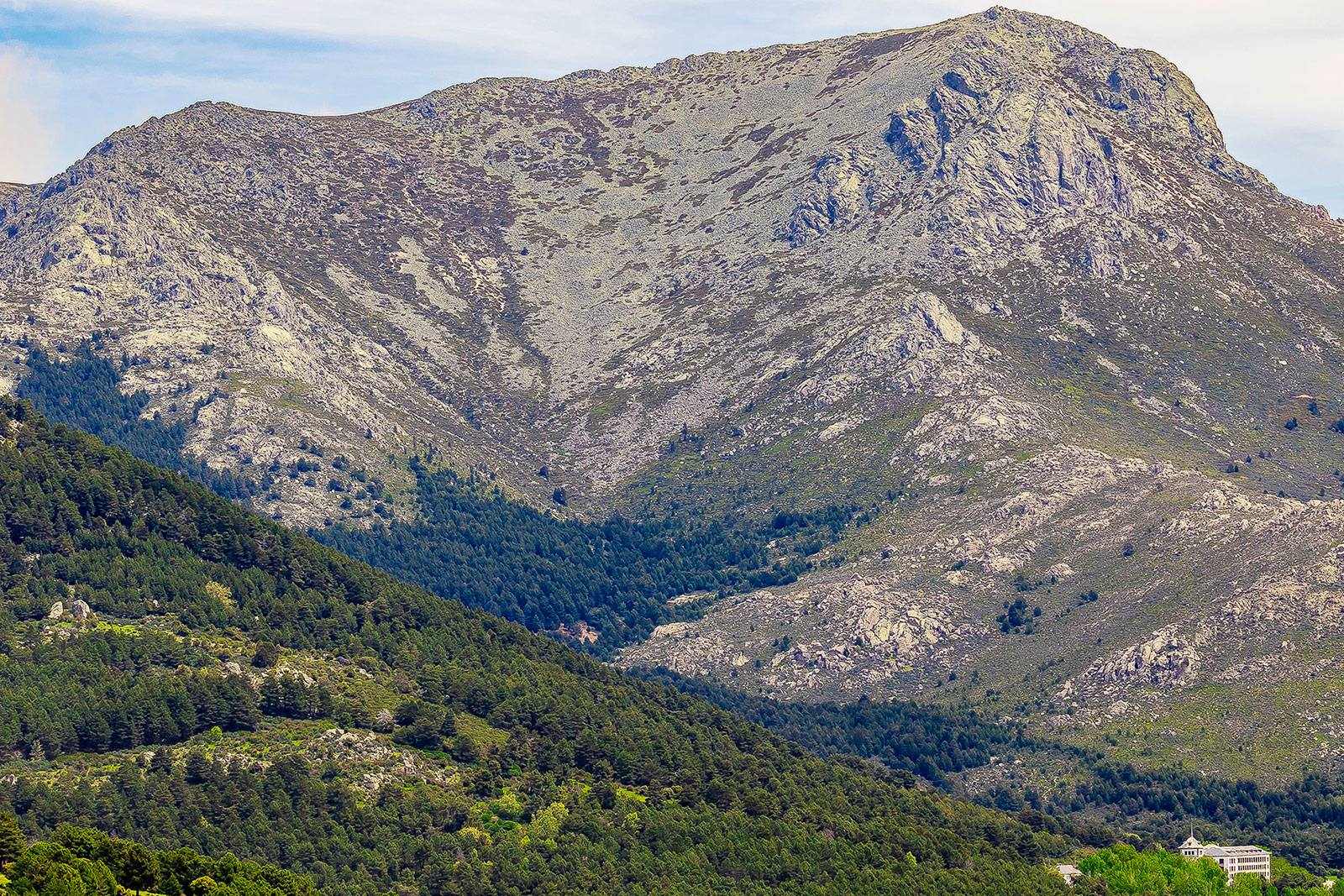 Sierra de Guadarrama National Park: Complete Visitor's Guide